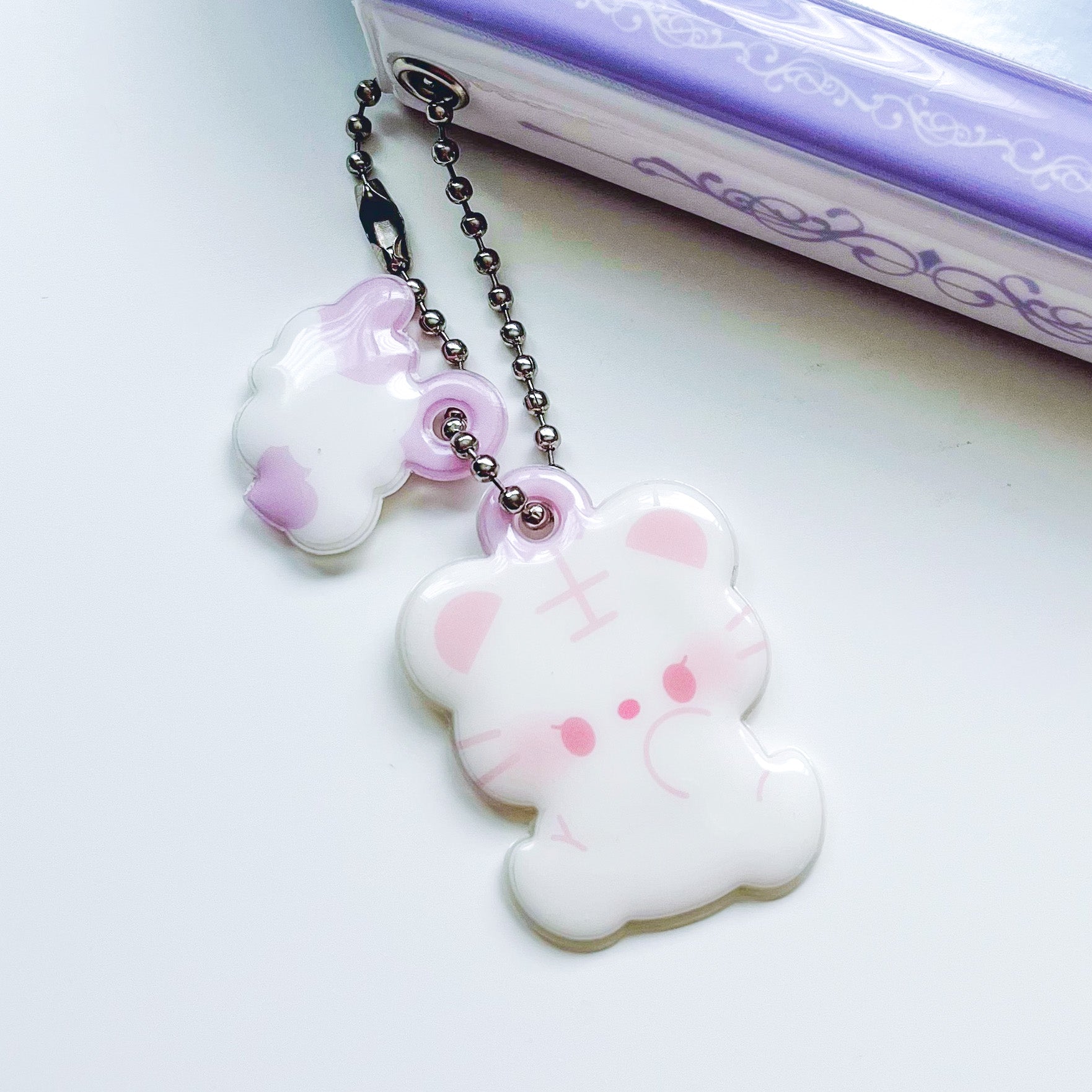 [borahstudio] Snowy Puffy Keychain – It's Deco Day